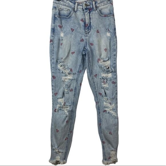 Tinseltown | Jeans | Tinseltown Hirise The Mom Blue Jean Embroidered ...